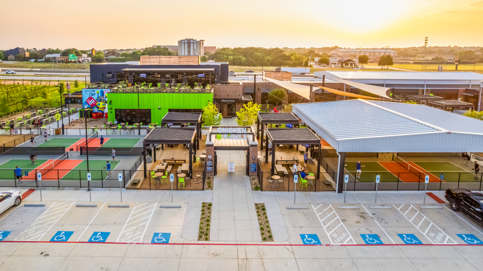 Henderson - Chicken N Pickle